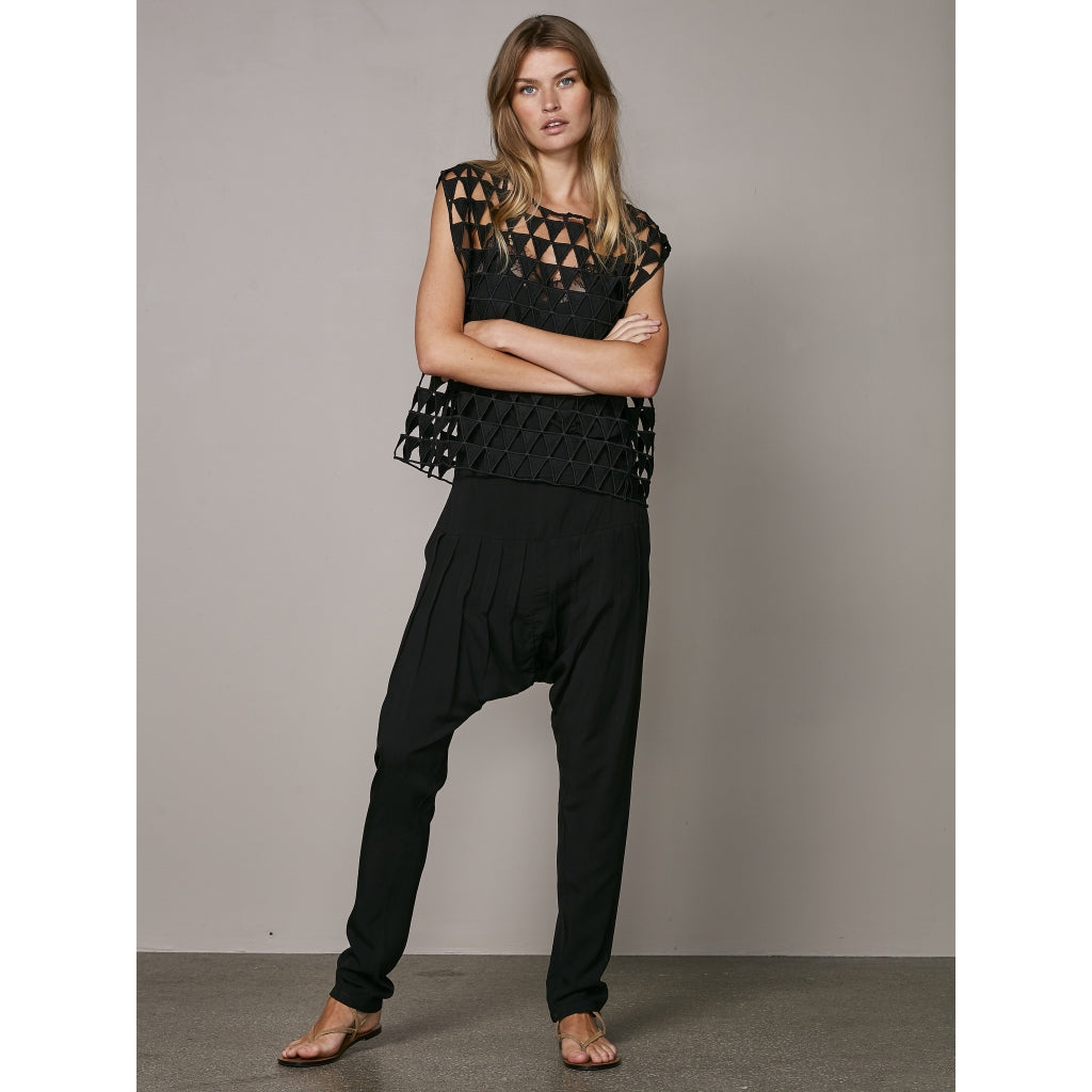 Zena Top - Black – Sanctum Style